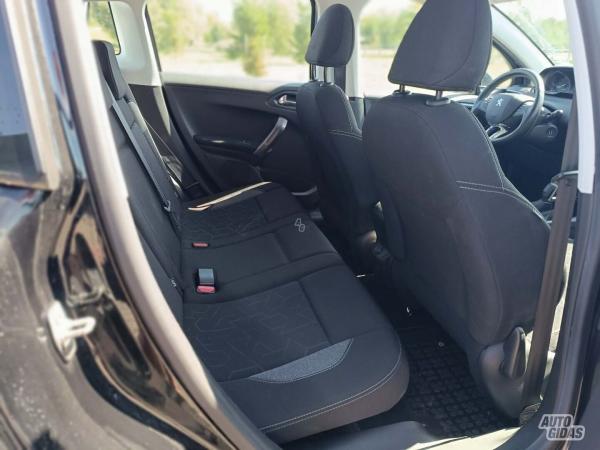 Peugeot 2008 2017 Panevēža, ar dzinēja tilpumu 1.20 L un nobraukumu 93 tūkst. km par 5750 €, foto 10 vietnē AUTOMOTO.COM.LV