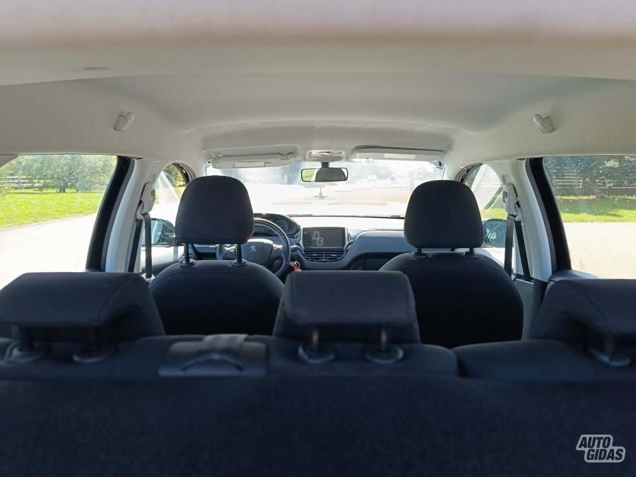 Peugeot 2008 2017 Panevēža, ar dzinēja tilpumu 1.20 L un nobraukumu 93 tūkst. km par 5750 €, foto 16 vietnē AUTOMOTO.COM.LV