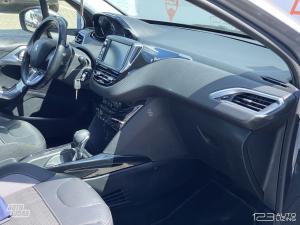 Peugeot 2008 2018 in Taurage, with an engine capacity of 1.20 L and mileage of 165 thousand km for 7200 €, photo 11 on AUTOMOTO.COM.LV