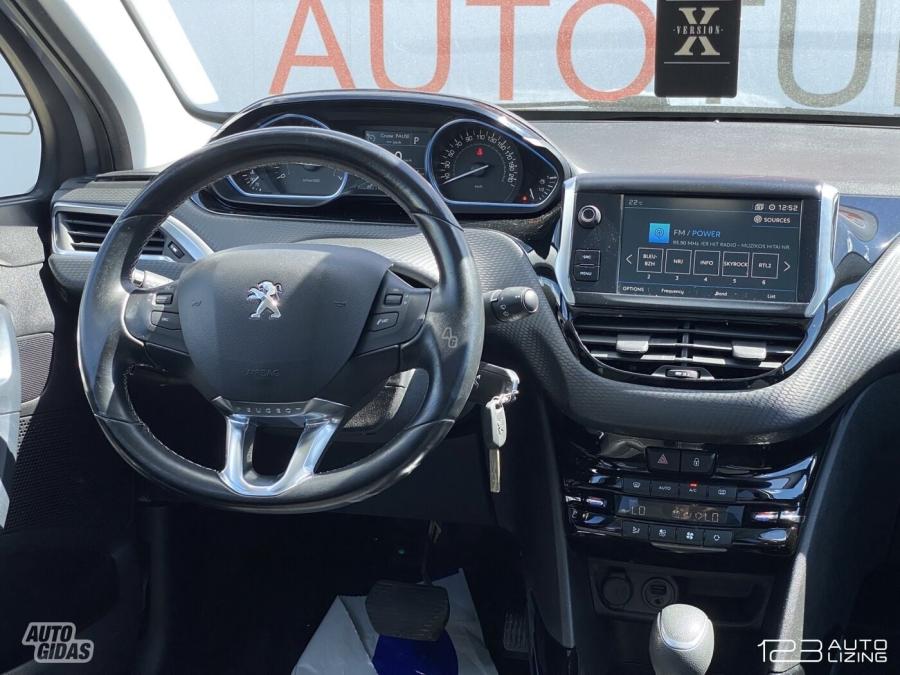 Peugeot 2008 2018 in Taurage, with an engine capacity of 1.20 L and mileage of 165 thousand km for 7200 €, photo 13 on AUTOMOTO.COM.LV