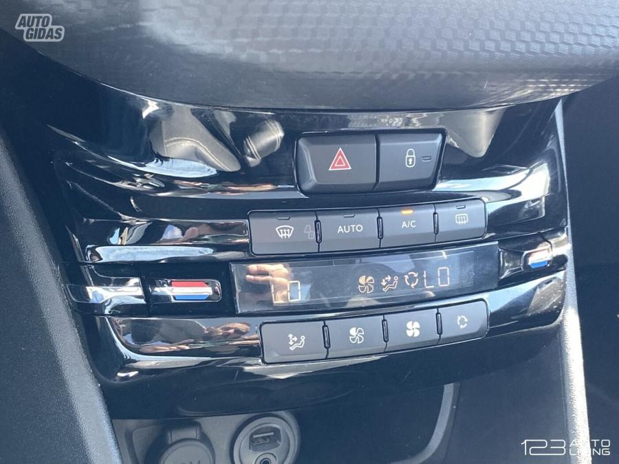 Peugeot 2008 2018 in Taurage, with an engine capacity of 1.20 L and mileage of 165 thousand km for 7200 €, photo 17 on AUTOMOTO.COM.LV