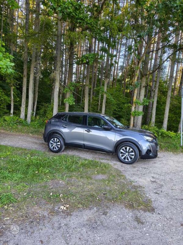 Peugeot 2008 2020 in Akmene, with an engine capacity of 1.20 L and mileage of 185 thousand km for 8400 €, photo 1 on AUTOMOTO.COM.LV