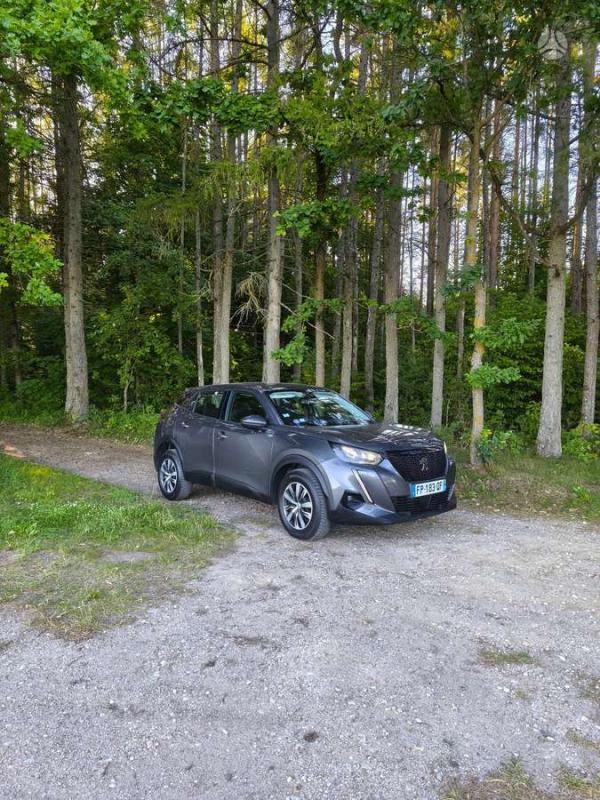 Peugeot 2008 2020 in Akmene, with an engine capacity of 1.20 L and mileage of 185 thousand km for 8400 €, photo 7 on AUTOMOTO.COM.LV