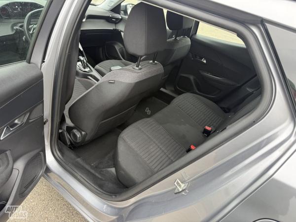 Peugeot 2008 2020 in Siauliai, with an engine capacity of 1.20 L and mileage of 113 thousand km for 9100 €, photo 9 on AUTOMOTO.COM.LV