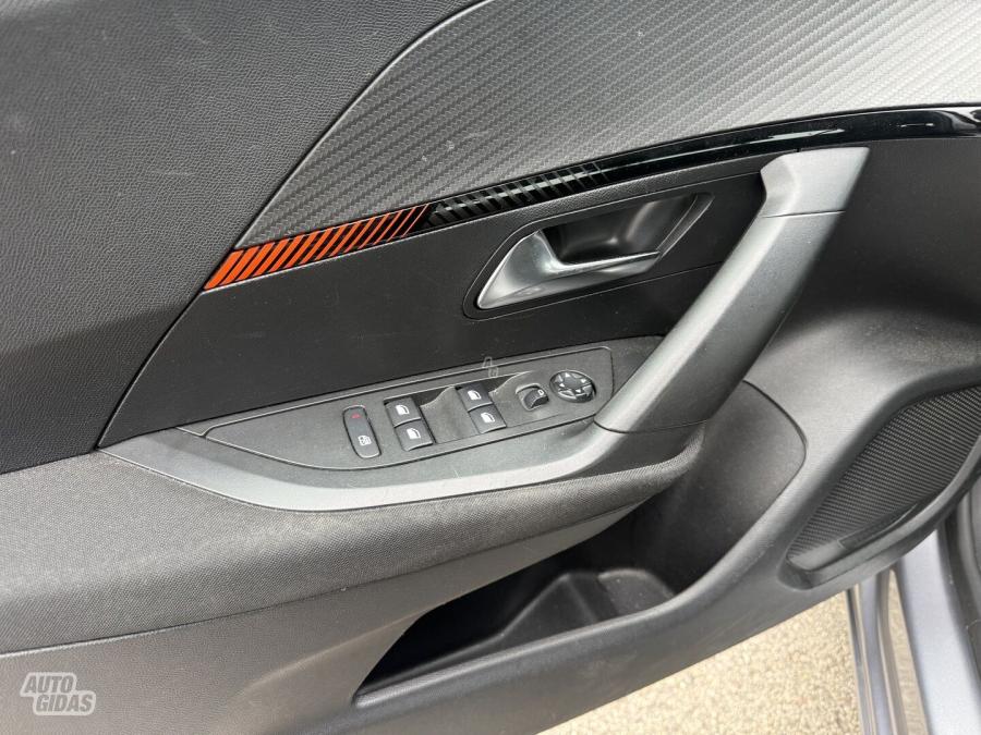 Peugeot 2008 2020 Šauļi, ar dzinēja tilpumu 1.20 L un nobraukumu 113 tūkst. km par 9100 €, foto 10 vietnē AUTOMOTO.COM.LV