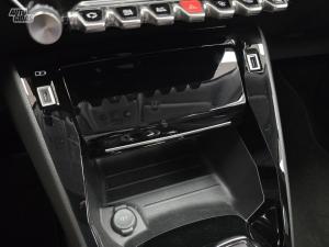 Peugeot 2008 2021 in Vilnius, with an engine capacity of 1.20 L and mileage of 73 thousand km for 14990 €, photo 23 on AUTOMOTO.COM.LV