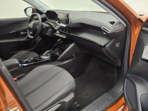 Peugeot 2008 2021 in Vilnius, with an engine capacity of 1.20 L and mileage of 73 thousand km for 14990 €, photo 33 on AUTOMOTO.COM.LV