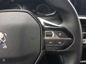 Peugeot 2008 2021 Klaipėda, ar dzinēja tilpumu 1.20 L un nobraukumu 54 tūkst. km par 13500 €, foto 18 vietnē AUTOMOTO.COM.LV