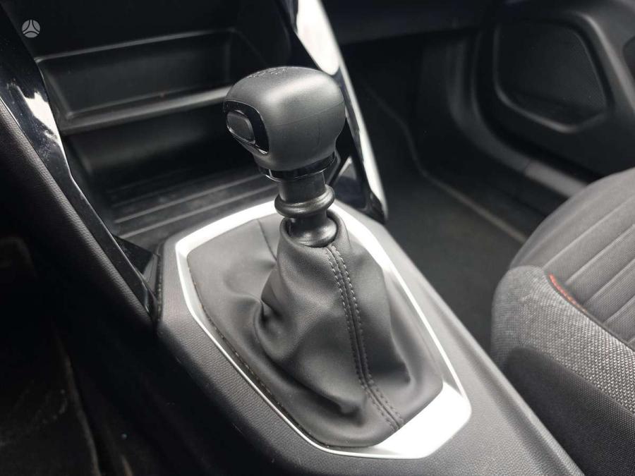 Peugeot 2008 2021 Klaipėda, ar dzinēja tilpumu 1.20 L un nobraukumu 54 tūkst. km par 13500 €, foto 22 vietnē AUTOMOTO.COM.LV