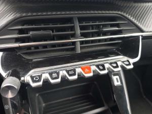 Peugeot 2008 2021 Klaipėda, ar dzinēja tilpumu 1.20 L un nobraukumu 54 tūkst. km par 13500 €, foto 23 vietnē AUTOMOTO.COM.LV