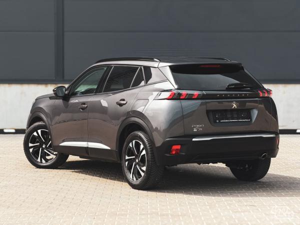 Peugeot 2008 2022 in Siauliai, with an engine capacity of 1.50 L and mileage of 178 thousand km for 15999 €, photo 8 on AUTOMOTO.COM.LV