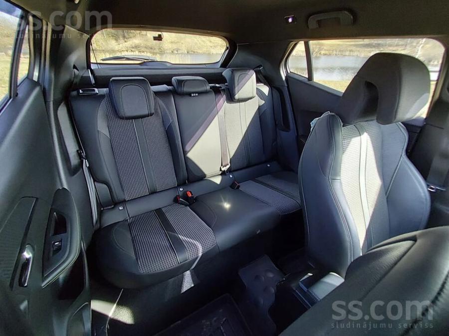 Peugeot 2008 2023 Rēzekne, ar dzinēja tilpumu 1.50 L un nobraukumu 49 tūkst. km par 17500 €, foto 8 vietnē AUTOMOTO.COM.LV