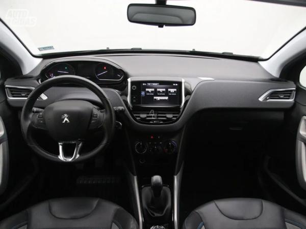Zaļš Peugeot 2008 2016 Viļņa, ar dzinēja tilpumu 1.20 L un nobraukumu 160 tūkst. km par 7699 €, foto 2 vietnē AUTOMOTO.COM.LV