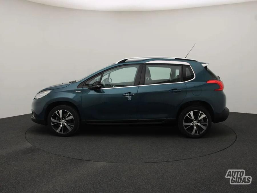 Zaļš Peugeot 2008 2016 Viļņa, ar dzinēja tilpumu 1.20 L un nobraukumu 160 tūkst. km par 7699 €, foto 7 vietnē AUTOMOTO.COM.LV