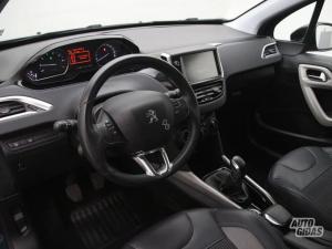 Zaļš Peugeot 2008 2016 Viļņa, ar dzinēja tilpumu 1.20 L un nobraukumu 160 tūkst. km par 7699 €, foto 17 vietnē AUTOMOTO.COM.LV