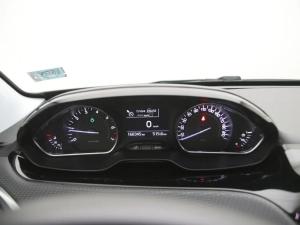 Zaļš Peugeot 2008 2016 Viļņa, ar dzinēja tilpumu 1.20 L un nobraukumu 160 tūkst. km par 7699 €, foto 20 vietnē AUTOMOTO.COM.LV