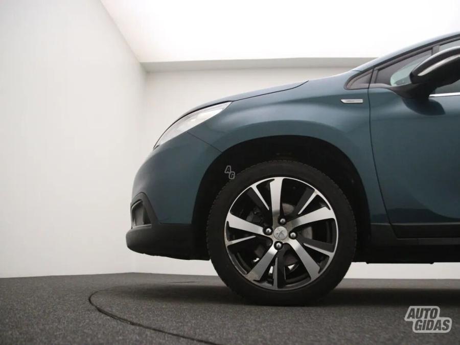 Zaļš Peugeot 2008 2016 Viļņa, ar dzinēja tilpumu 1.20 L un nobraukumu 160 tūkst. km par 7699 €, foto 28 vietnē AUTOMOTO.COM.LV