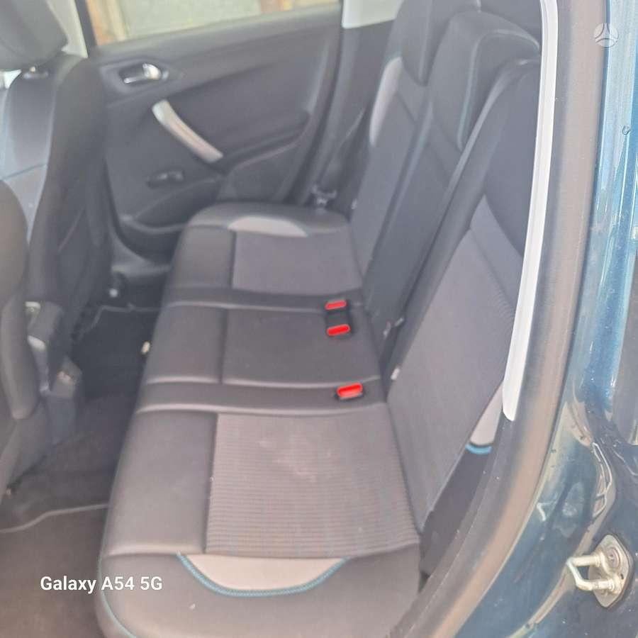 Zaļš Peugeot 2008 2016 Tauragė, ar dzinēja tilpumu 1.56 L un nobraukumu 254 tūkst. km par 4900 €, foto 11 vietnē AUTOMOTO.COM.LV