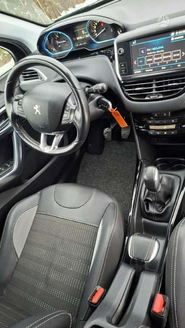 Zaļš Peugeot 2008 2018 Kauņa, ar dzinēja tilpumu 1.20 L un nobraukumu 202 tūkst. km par 6200 €, foto 11 vietnē AUTOMOTO.COM.LV