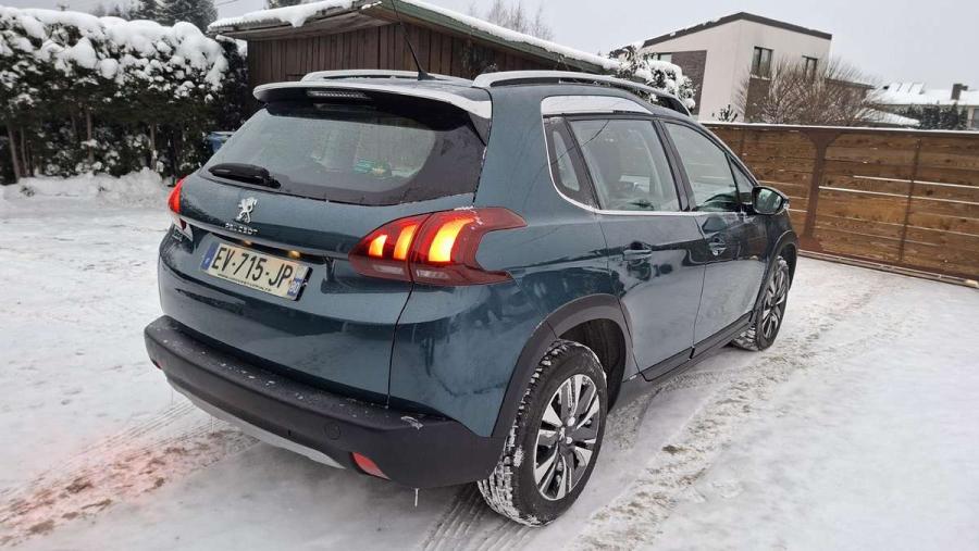 Green Peugeot 2008 2018 in Kaunas, with an engine capacity of 1.20 L and mileage of 202 thousand km for 6200 €, photo 34 on AUTOMOTO.COM.LV