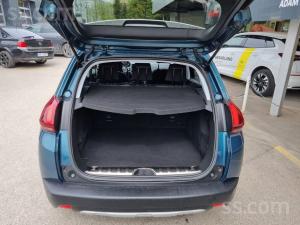 Zaļš Peugeot 2008 2018 Rīga, ar dzinēja tilpumu 1.20 L un nobraukumu 30 tūkst. km par 9700 €, foto 6 vietnē AUTOMOTO.COM.LV