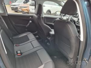 Zaļš Peugeot 2008 2018 Rīga, ar dzinēja tilpumu 1.20 L un nobraukumu 30 tūkst. km par 9700 €, foto 8 vietnē AUTOMOTO.COM.LV