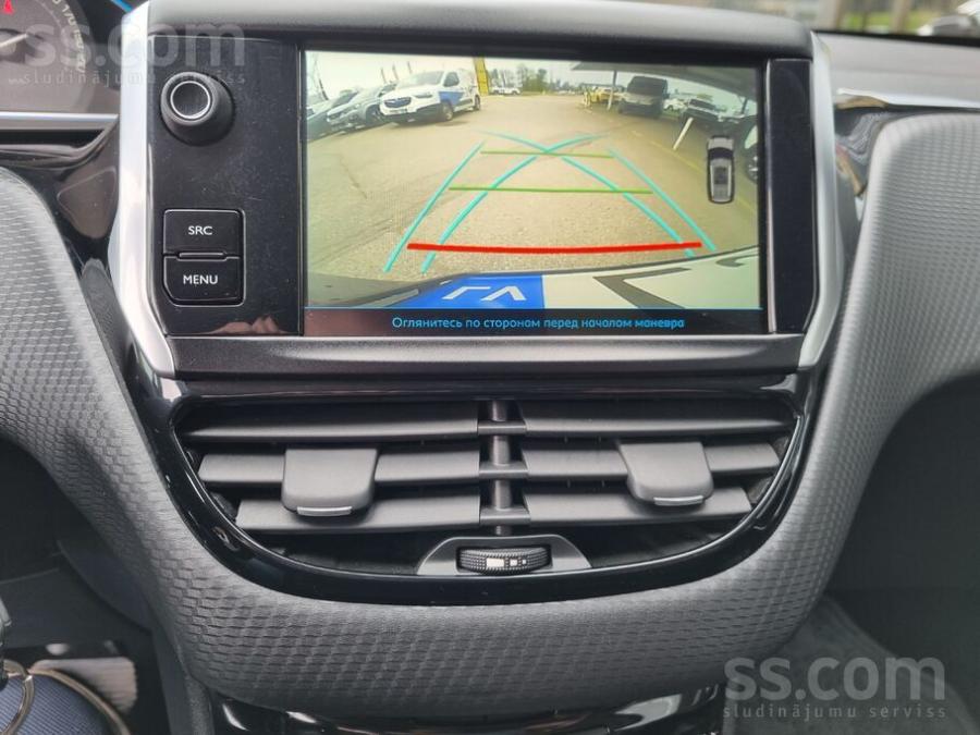 Zaļš Peugeot 2008 2018 Rīga, ar dzinēja tilpumu 1.20 L un nobraukumu 30 tūkst. km par 9700 €, foto 12 vietnē AUTOMOTO.COM.LV