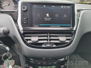 Zaļš Peugeot 2008 2018 Rīga, ar dzinēja tilpumu 1.20 L un nobraukumu 30 tūkst. km par 9700 €, foto 13 vietnē AUTOMOTO.COM.LV
