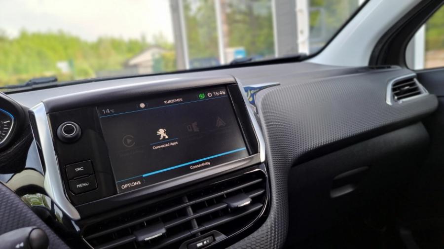 Zaļš Peugeot 2008 2018 Rīga, ar dzinēja tilpumu 1.20 L un nobraukumu 168 tūkst. km par 9990 €, foto 13 vietnē AUTOMOTO.COM.LV
