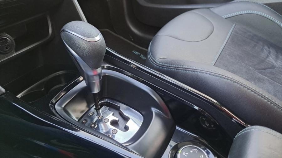 Zaļš Peugeot 2008 2018 Rīga, ar dzinēja tilpumu 1.20 L un nobraukumu 168 tūkst. km par 9990 €, foto 32 vietnē AUTOMOTO.COM.LV