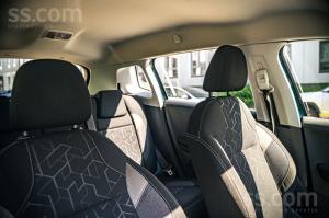 Green Peugeot 2008 2019 in Riga, with an engine capacity of 1.20 L and mileage of 124 thousand km for 7590 €, photo 10 on AUTOMOTO.COM.LV