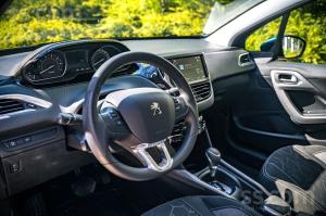 Green Peugeot 2008 2019 in Riga, with an engine capacity of 1.20 L and mileage of 124 thousand km for 7590 €, photo 13 on AUTOMOTO.COM.LV
