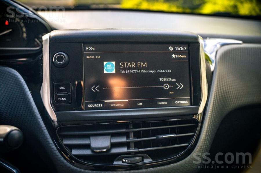 Green Peugeot 2008 2019 in Riga, with an engine capacity of 1.20 L and mileage of 124 thousand km for 7590 €, photo 15 on AUTOMOTO.COM.LV