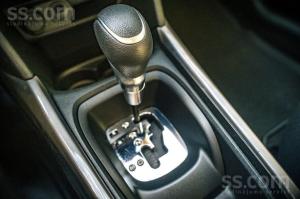 Green Peugeot 2008 2019 in Riga, with an engine capacity of 1.20 L and mileage of 124 thousand km for 7590 €, photo 19 on AUTOMOTO.COM.LV