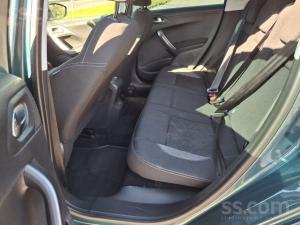 Green Peugeot 2008 2017 in Riga, with an engine capacity of 1.60 L and mileage of 195 thousand km for 5700 €, photo 7 on AUTOMOTO.COM.LV