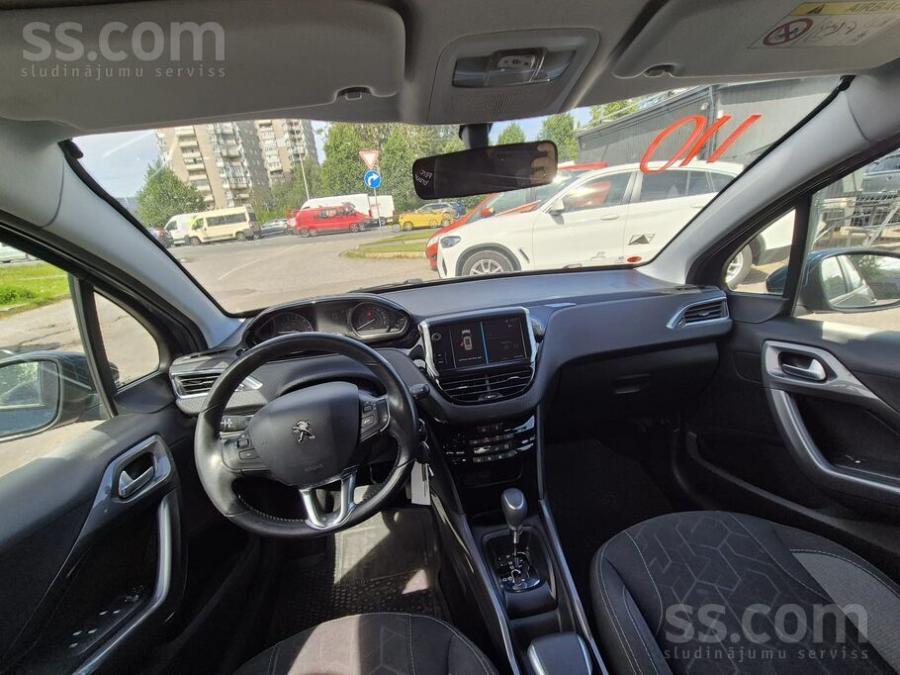 Zaļš Peugeot 2008 2017 Rīga, ar dzinēja tilpumu 1.20 L un nobraukumu 230 tūkst. km par 6490 €, foto 12 vietnē AUTOMOTO.COM.LV