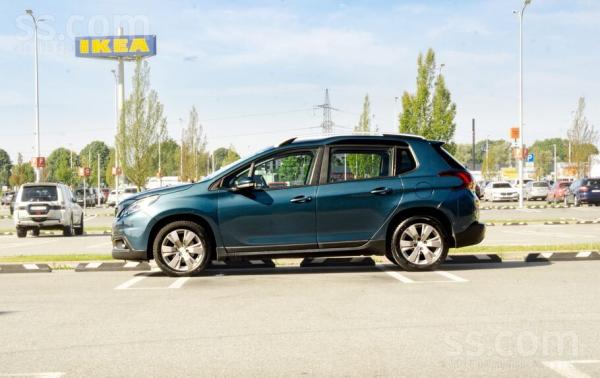 Green Peugeot 2008 2017 in Riga, with an engine capacity of 1.20 L and mileage of 230 thousand km for 6490 €, photo 6 on AUTOMOTO.COM.LV