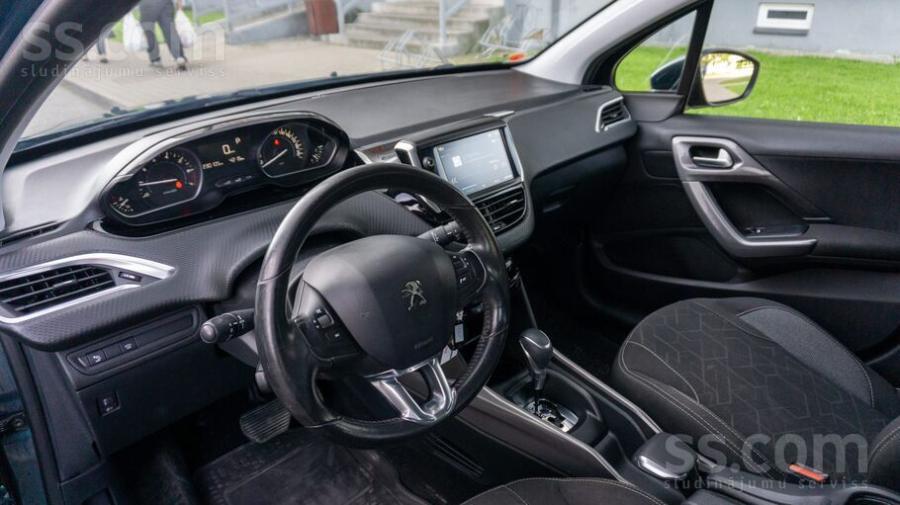 Zaļš Peugeot 2008 2017 Rīga, ar dzinēja tilpumu 1.20 L un nobraukumu 230 tūkst. km par 6490 €, foto 11 vietnē AUTOMOTO.COM.LV