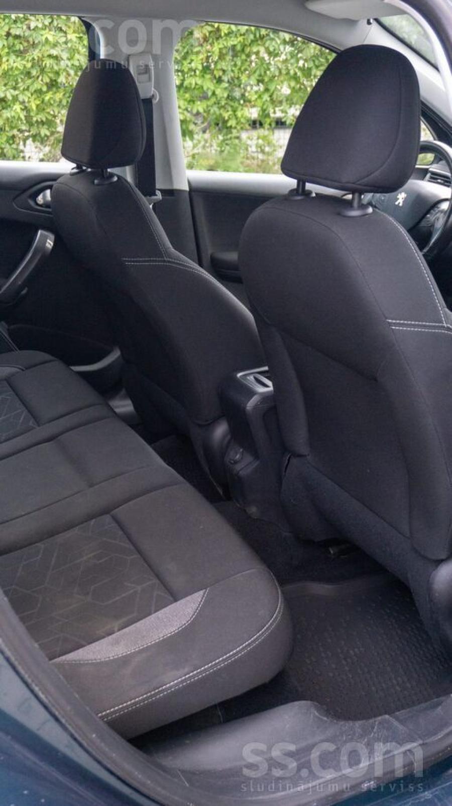 Zaļš Peugeot 2008 2017 Rīga, ar dzinēja tilpumu 1.20 L un nobraukumu 230 tūkst. km par 6490 €, foto 30 vietnē AUTOMOTO.COM.LV