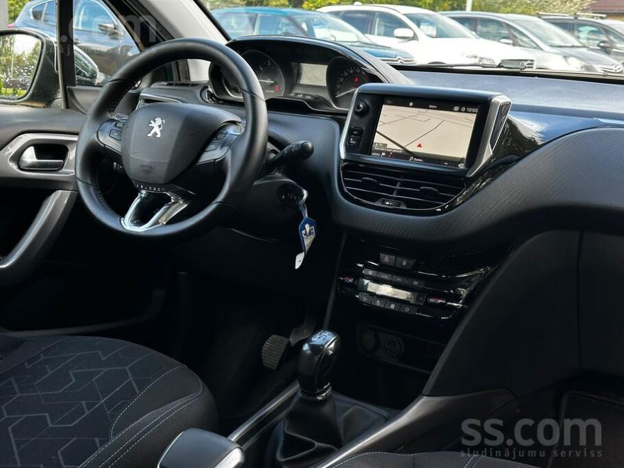 Zaļš Peugeot 2008 2018 Jelgava, ar dzinēja tilpumu 1.20 L un nobraukumu 0 tūkst. km par 6990 €, foto 12 vietnē AUTOMOTO.COM.LV