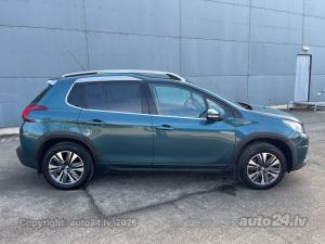Zaļš Peugeot 2008 2017 Kuresāre, ar dzinēja tilpumu 1.20 L un nobraukumu 116 tūkst. km par 7590 €, foto 4 vietnē AUTOMOTO.COM.LV