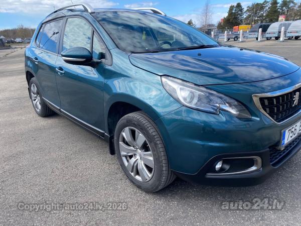 Green Peugeot 2008 2017 in Tallinn, with an engine capacity of 1.20 L and mileage of 131 thousand km for 6880 €, photo 2 on AUTOMOTO.COM.LV