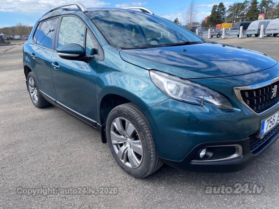 Zaļš Peugeot 2008 2017 Tallina, ar dzinēja tilpumu 1.20 L un nobraukumu 131 tūkst. km par 6880 €, foto 3 vietnē AUTOMOTO.COM.LV