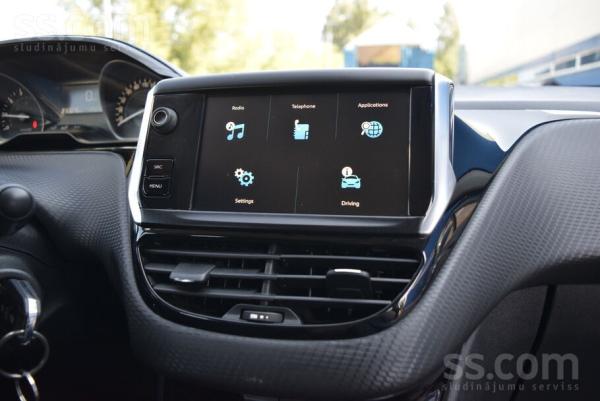 Zaļš Peugeot 2008 2017 Rīga, ar dzinēja tilpumu 1.20 L un nobraukumu 230 tūkst. km par 5640 €, foto 6 vietnē AUTOMOTO.COM.LV