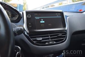 Green Peugeot 2008 2017 in Riga, with an engine capacity of 1.20 L and mileage of 230 thousand km for 5640 €, photo 8 on AUTOMOTO.COM.LV