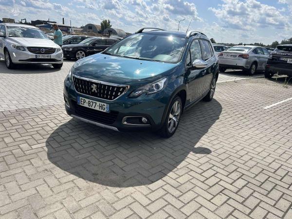 Green Peugeot 2008 2017 in Taurage, with an engine capacity of 1.20 L and mileage of 183 thousand km for 6295 €, photo 1 on AUTOMOTO.COM.LV