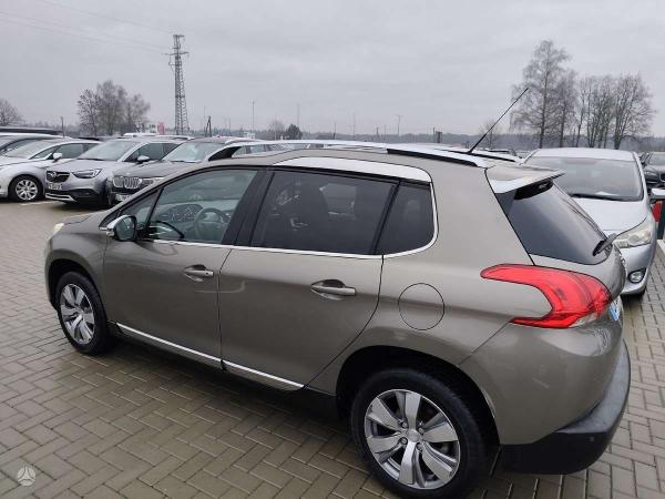 Grey Peugeot 2008 2013 in Taurage, with an engine capacity of 1.56 L and mileage of 229 thousand km for 3999 €, photo 6 on AUTOMOTO.COM.LV