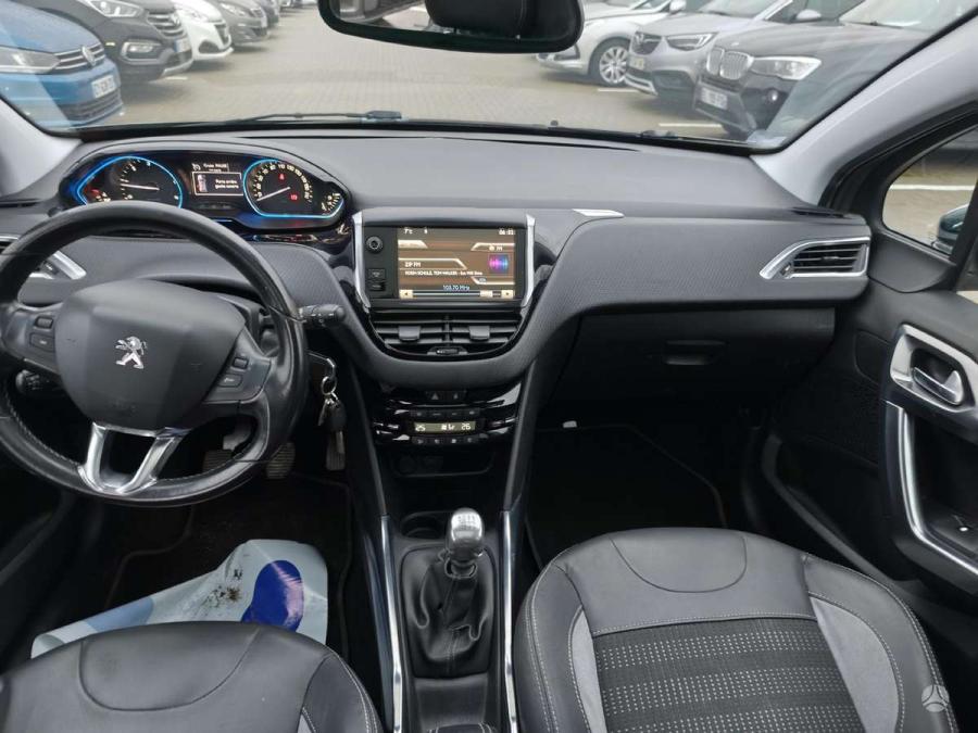 Grey Peugeot 2008 2013 in Taurage, with an engine capacity of 1.56 L and mileage of 229 thousand km for 3999 €, photo 8 on AUTOMOTO.COM.LV