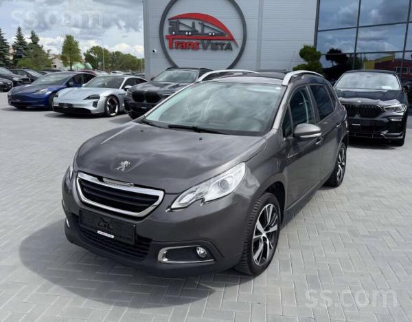 Grey Peugeot 2008 2013 in Telschi, with an engine capacity of 1.20 L and mileage of 153 thousand km for 5190 €, photo 3 on AUTOMOTO.COM.LV