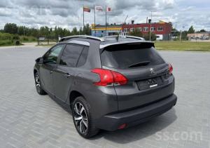 Grey Peugeot 2008 2013 in Telschi, with an engine capacity of 1.20 L and mileage of 153 thousand km for 5190 €, photo 5 on AUTOMOTO.COM.LV